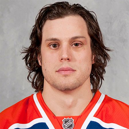 Ryan Jones - Profile | NHLPA.com